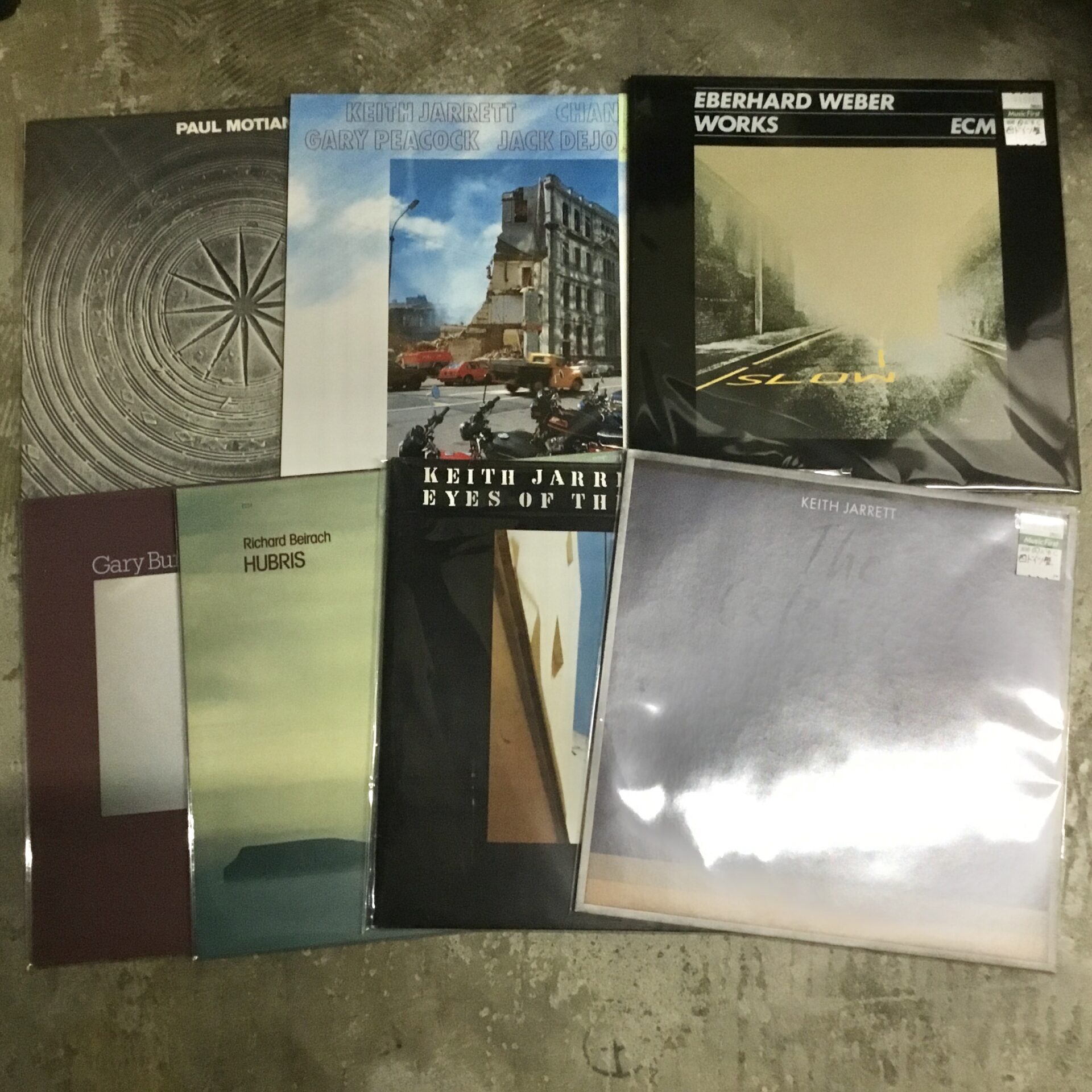 ECMのLPレコードがまとまって入荷しました。